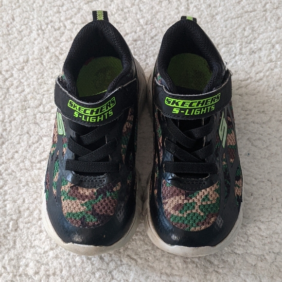 Skechers | Shoes | Sketchers Light Up In Camo Pattern | Poshmark
